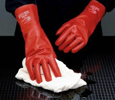 How to Select the Appropriate Chemical Resistant Glove