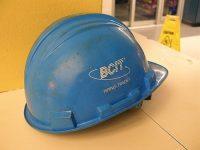Keeping Your Head Safe: 8 Hard Hat Safety Tips - Online Safety Trainer