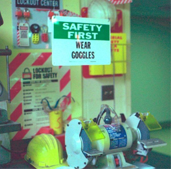 Standards and Best Practices for Workplace Safety Signs