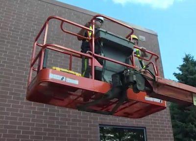 Operating and Working Around Aerial Lifts Safely - Online Safety Trainer