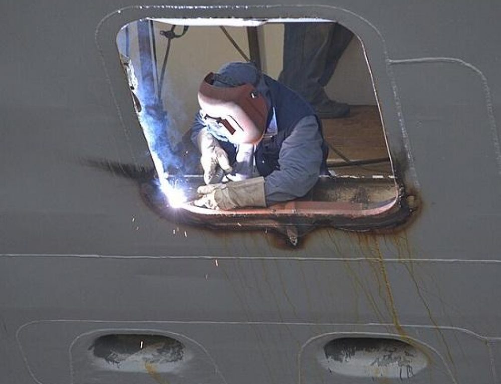 The Top 10 Hazards of Welding Work - Online Safety Trainer